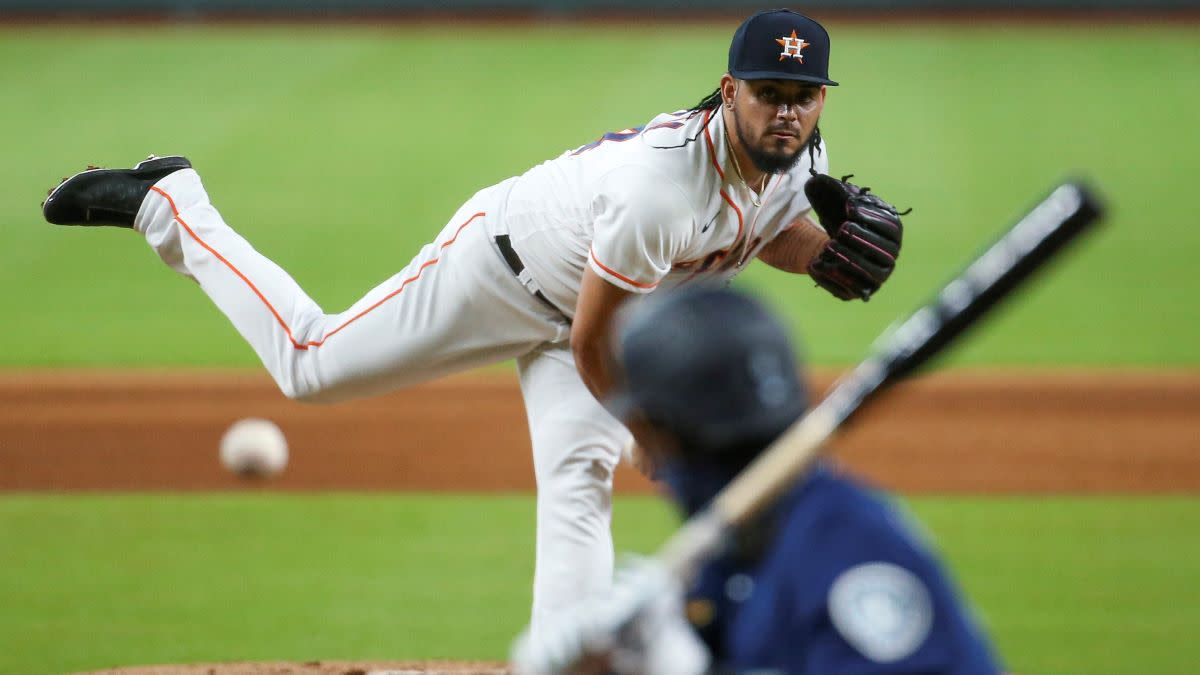 Should Red Sox Sign Roberto Osuna, An Elite Closer With Troubled Past ...