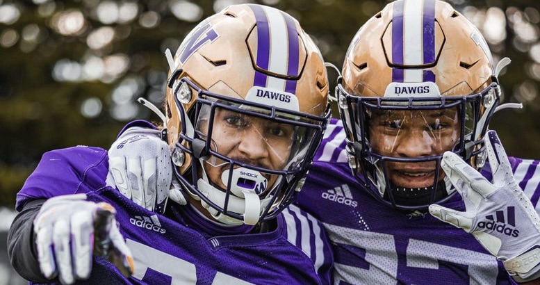 Once-Idle Adams Responds with TD, Tough Yards When Summoned - Sports ...