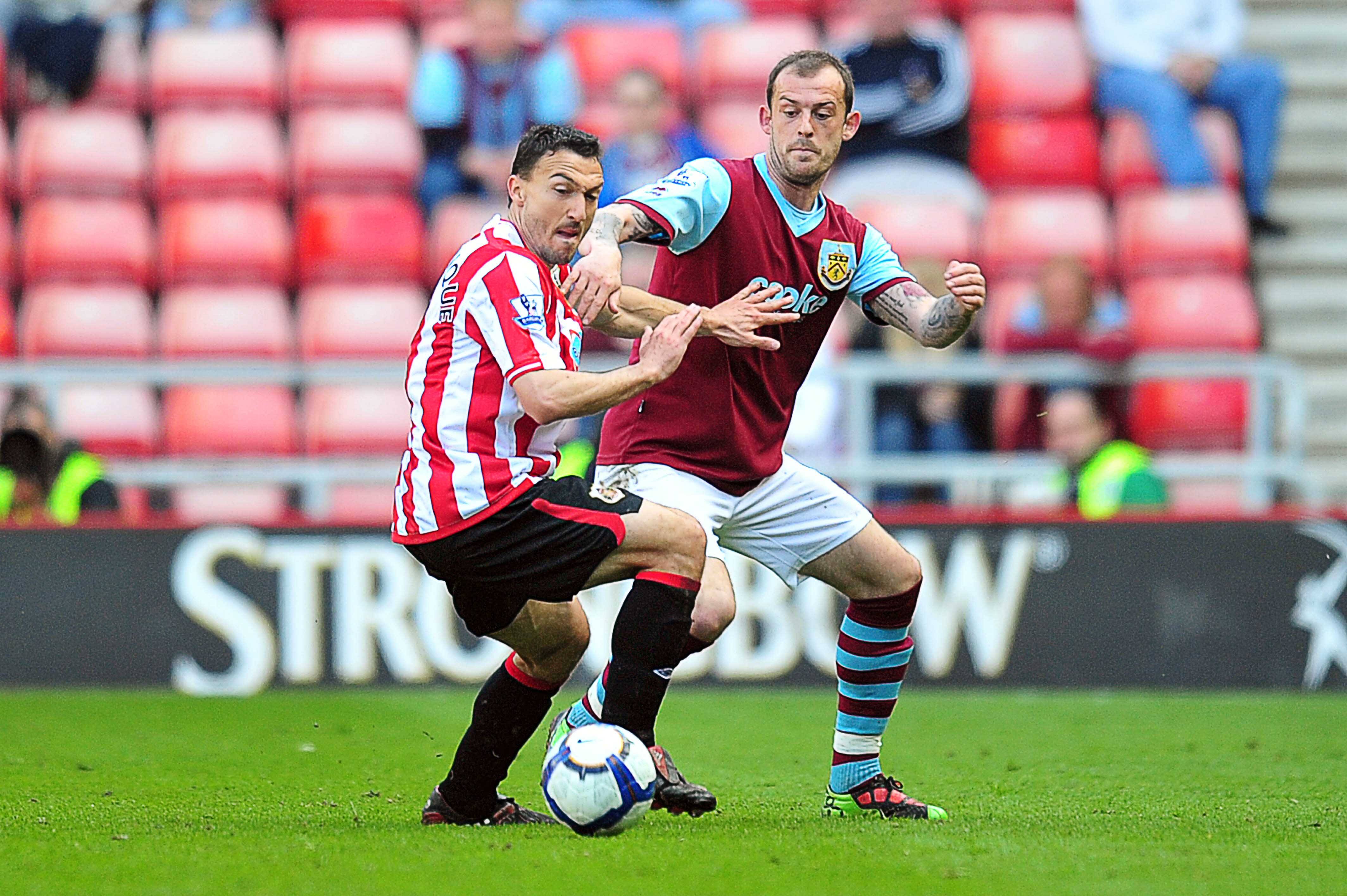 Sunderland vs Burnley preview: Referee, teams news, recent form and ...