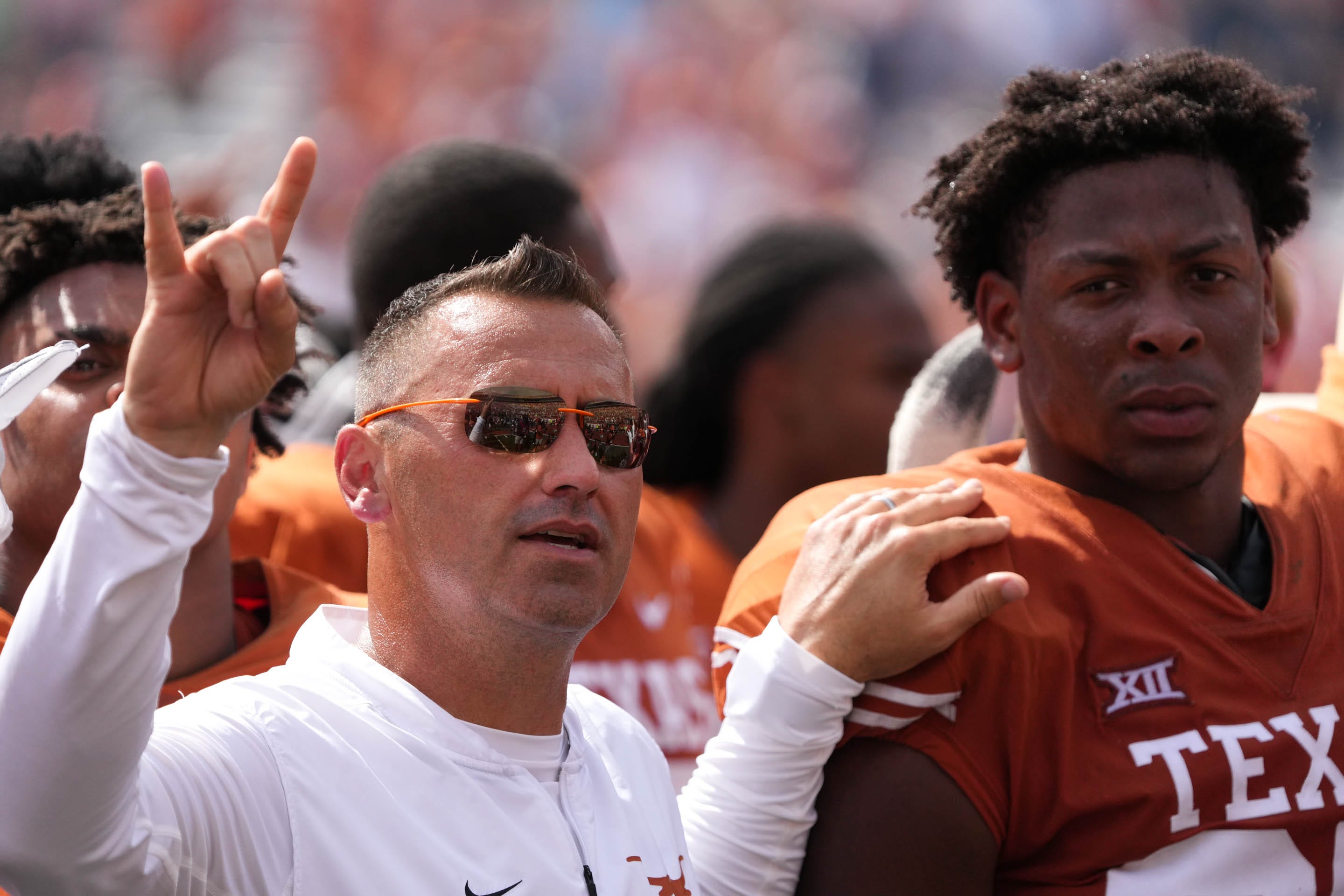 Texas Coach Steve Sarkisian Issues Apology to Longhorns Nation - Sports ...