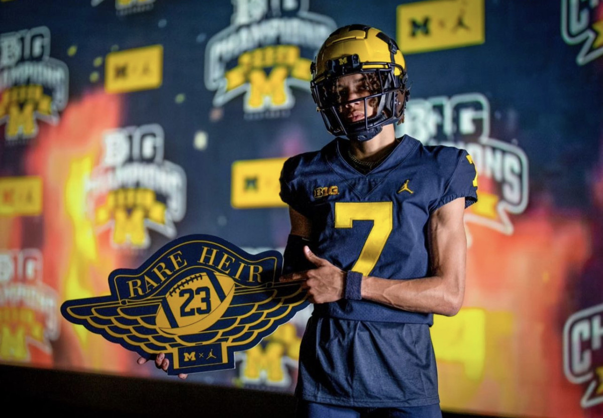 Michigan Signee, Ronnie Bell's Little Brother, Kendrick, Can Fly ...