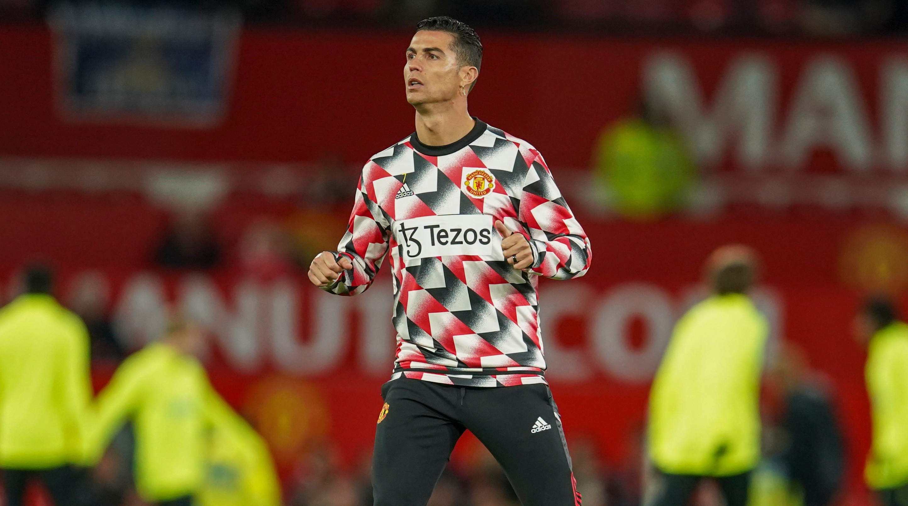 Ronaldo Garnering No Interest as Free Transfer From Man United, per ...