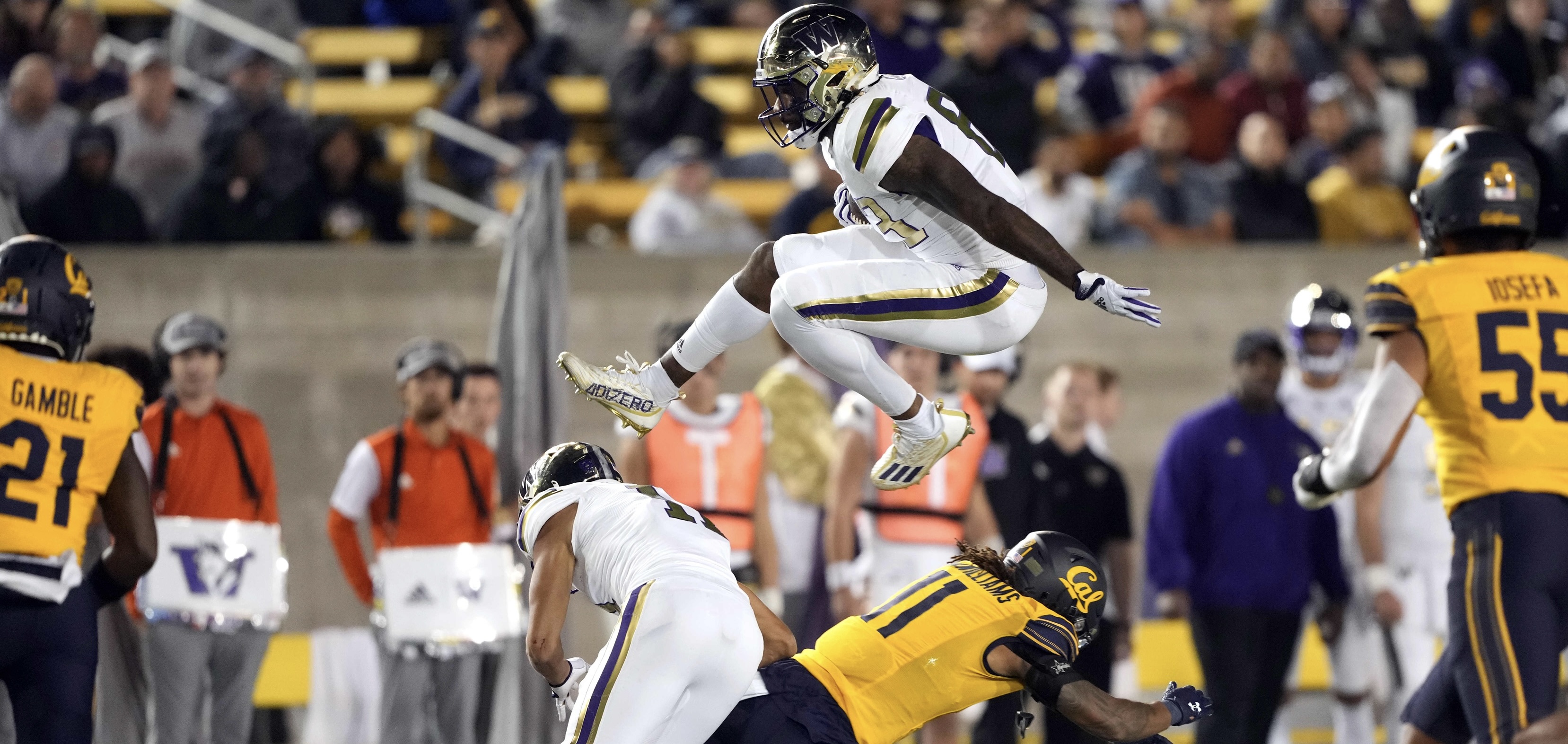 Culp Climbs on Board the List of Huskies Returning for 2023 - Sports ...