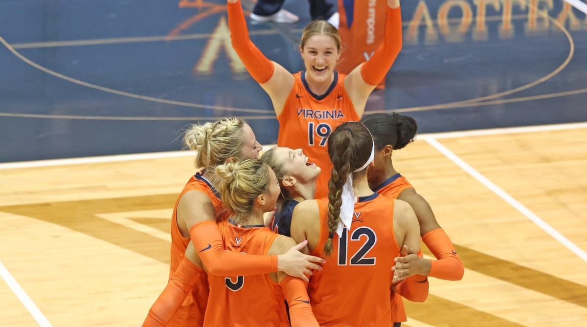 UVA Volleyball Beats Notre Dame 3-0, Earns First ACC Sweep Since 2019 ...