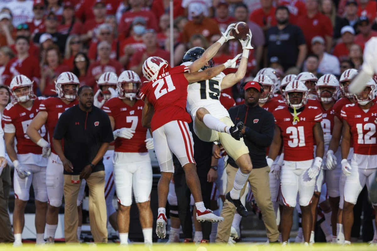 PHOTO GALLERY: Pictures From Purdue Football's 35-24 Loss to Wisconsin ...