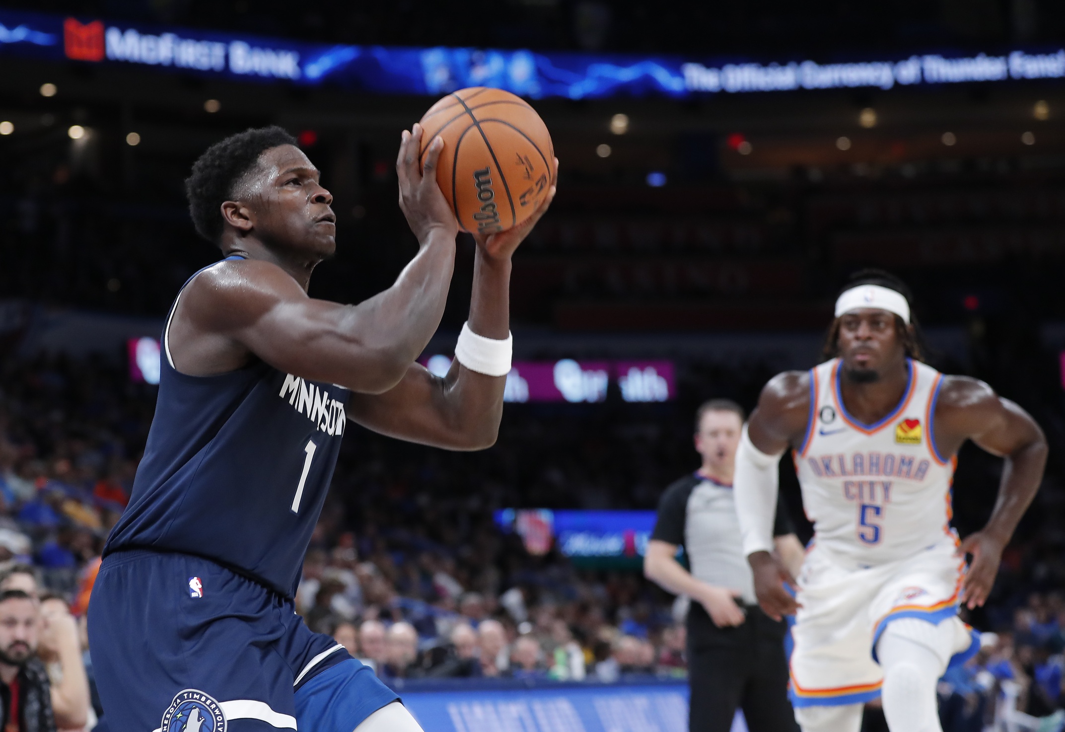 Timberwolves go berserk from 3 in fourth quarter, cruise to win in OKC ...