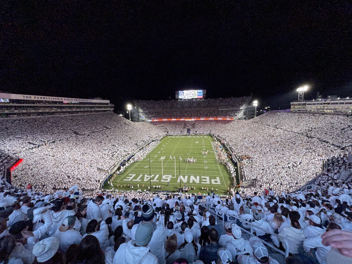 Road To CFB: The Penn State Whiteout - Sports Illustrated TCU Killer ...