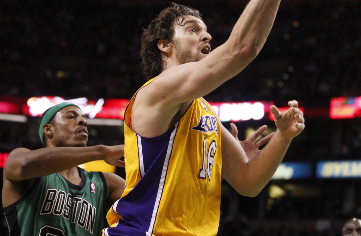 Lakers News: Watch Pau Gasol Get Fitted For His Hall Of Fame Jacket In ...