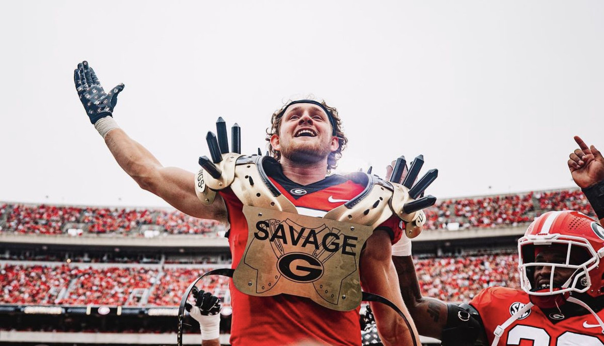 Georgia Football to Be Without Dan Jakcson Due to season Ending Injury ...