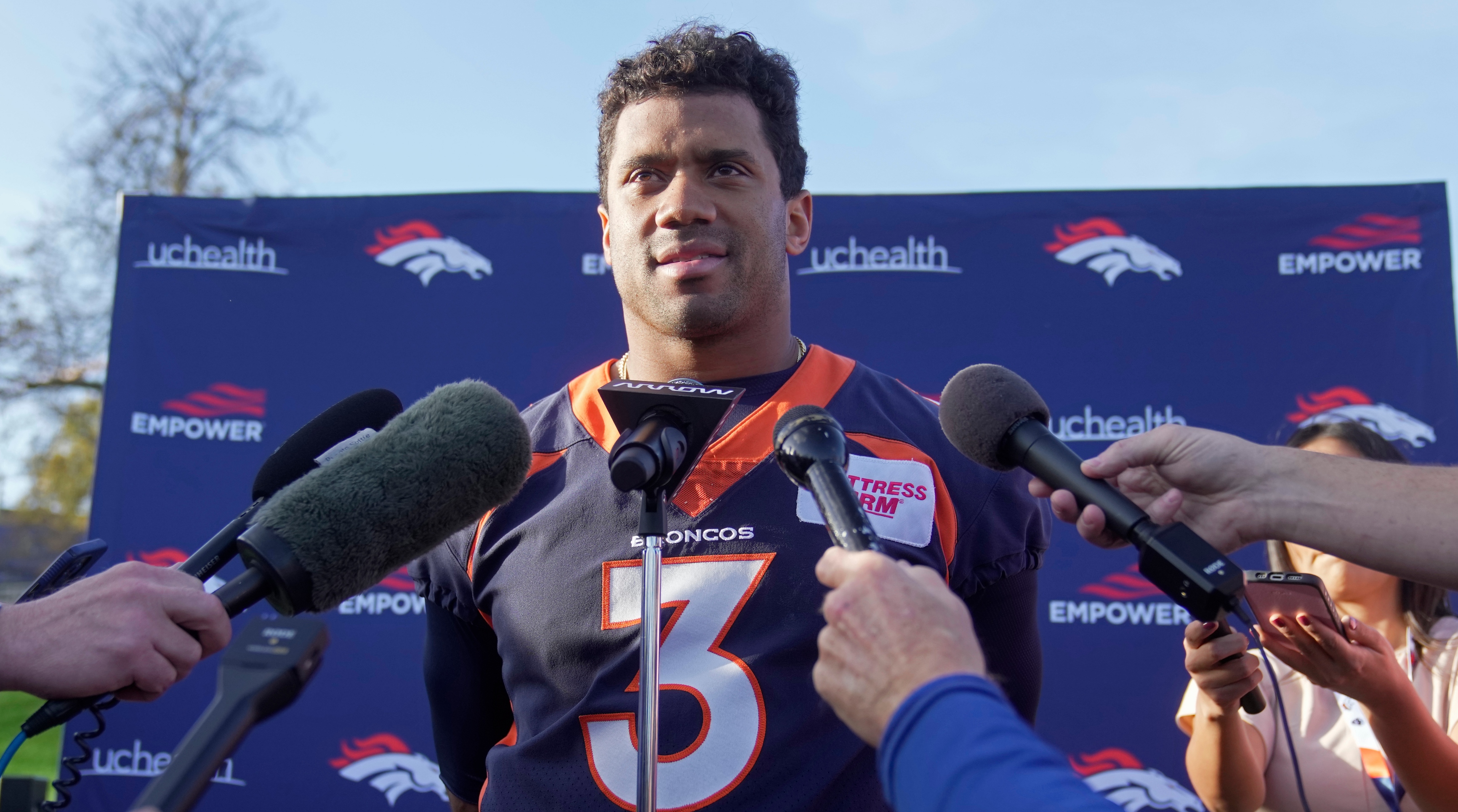 Russell Wilson Says He’s ‘Ready to Rock’ for Sunday vs. Jaguars ...