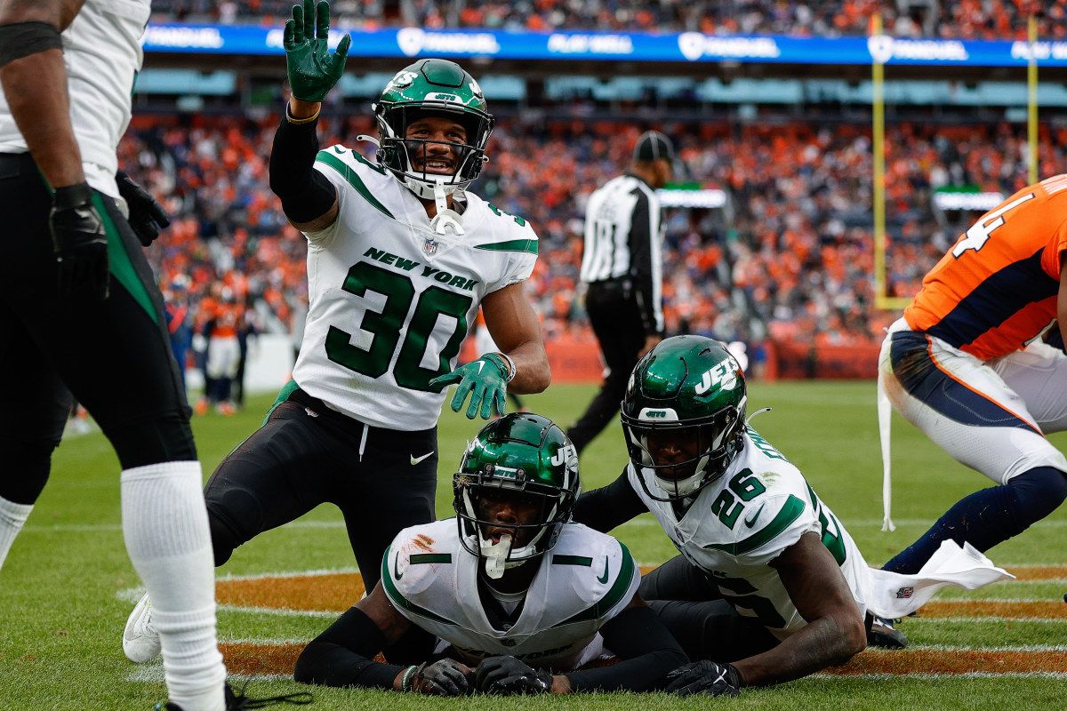 Ahmad 'Sauce' Wins Second NFL Rookie of the Week Award - All Bearcats