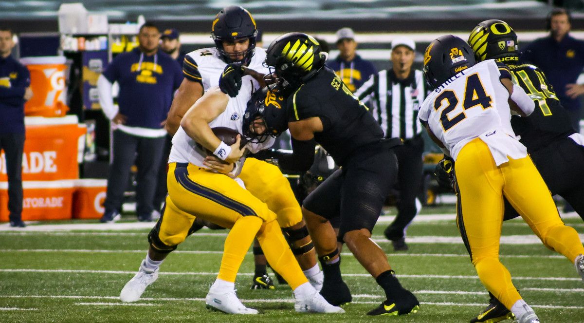 Oregon Linebacker Noah Sewell Declares for 2023 NFL Draft - Sports ...
