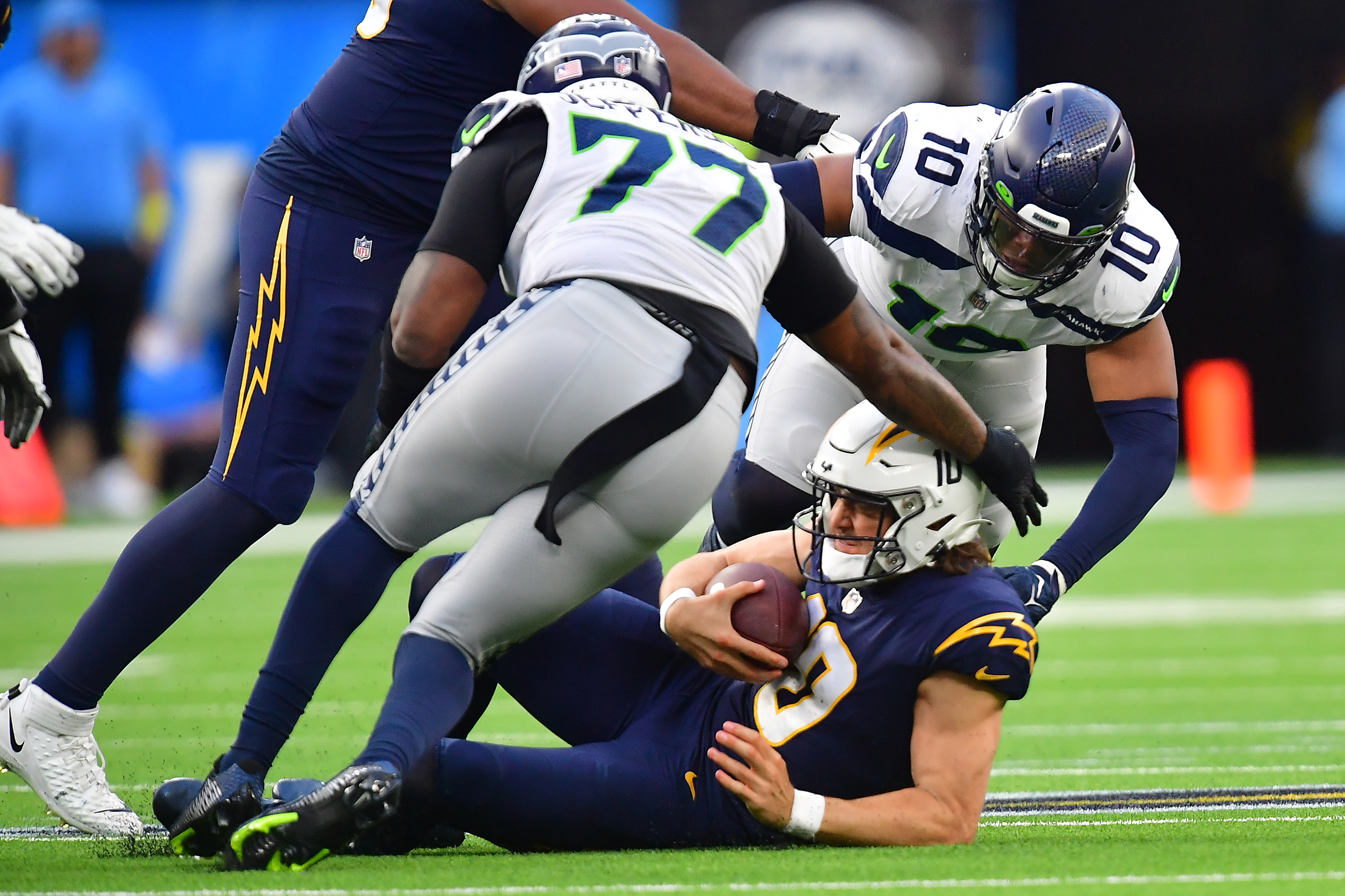 Aggressive Mode: Quinton Jefferson Details How Seahawks Fixed ...