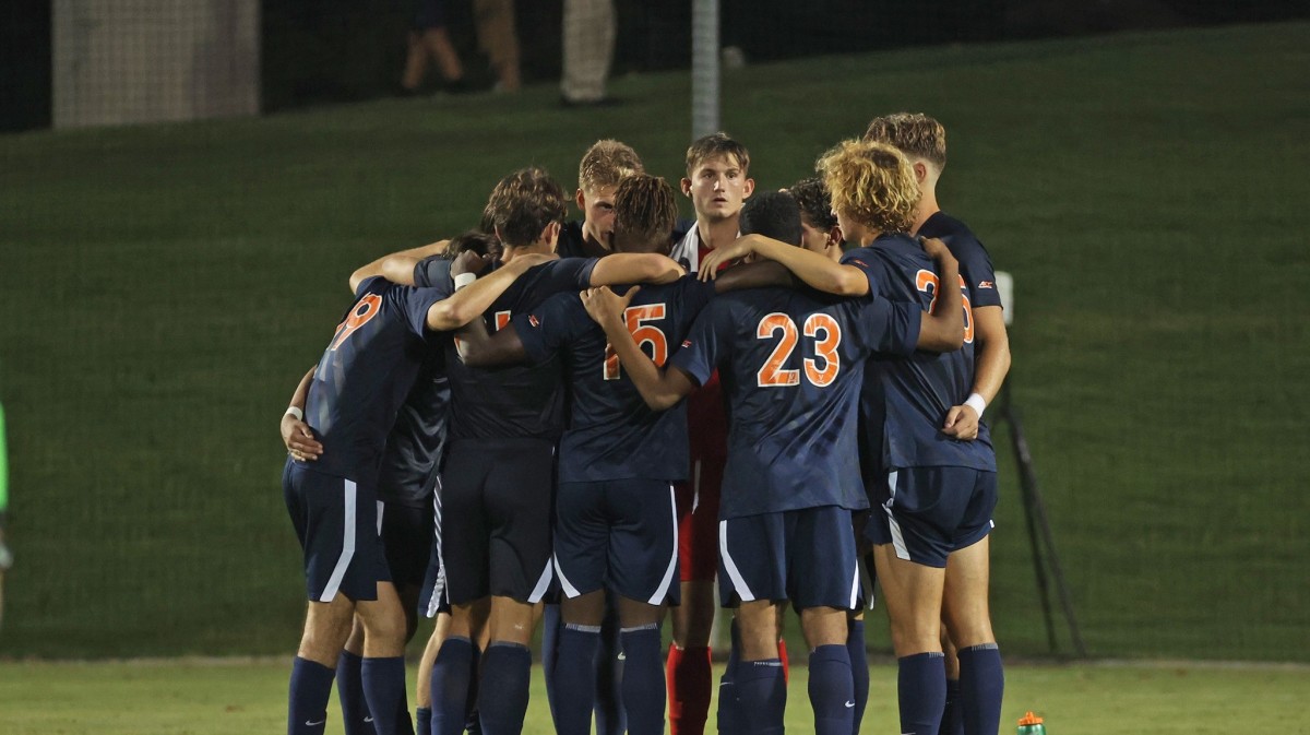 No. 18 Virginia Men's Soccer Battles North Carolina to 2-2 Draw ...