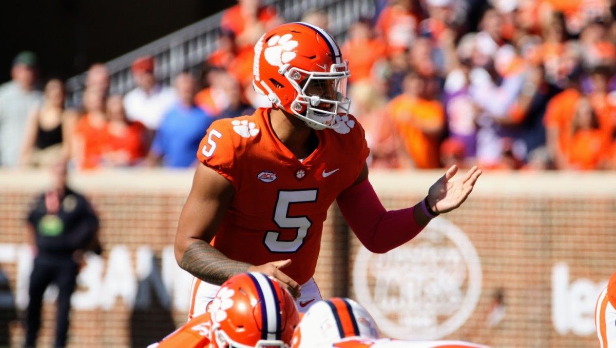 Clemson Tigers Fall Out of Top 10 in AP Poll - Sports Illustrated ...