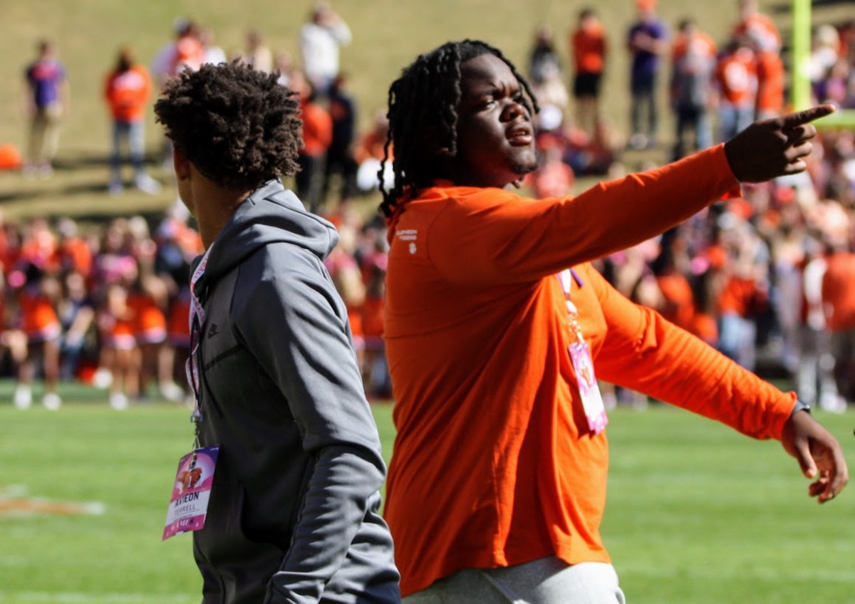 2023 DT Kayden McDonald Commits to Ohio State Over Clemson Tigers ...