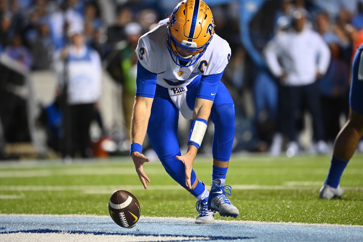 Disturbing Fourth Quarter Pattern Emerging for Pitt - Sports ...