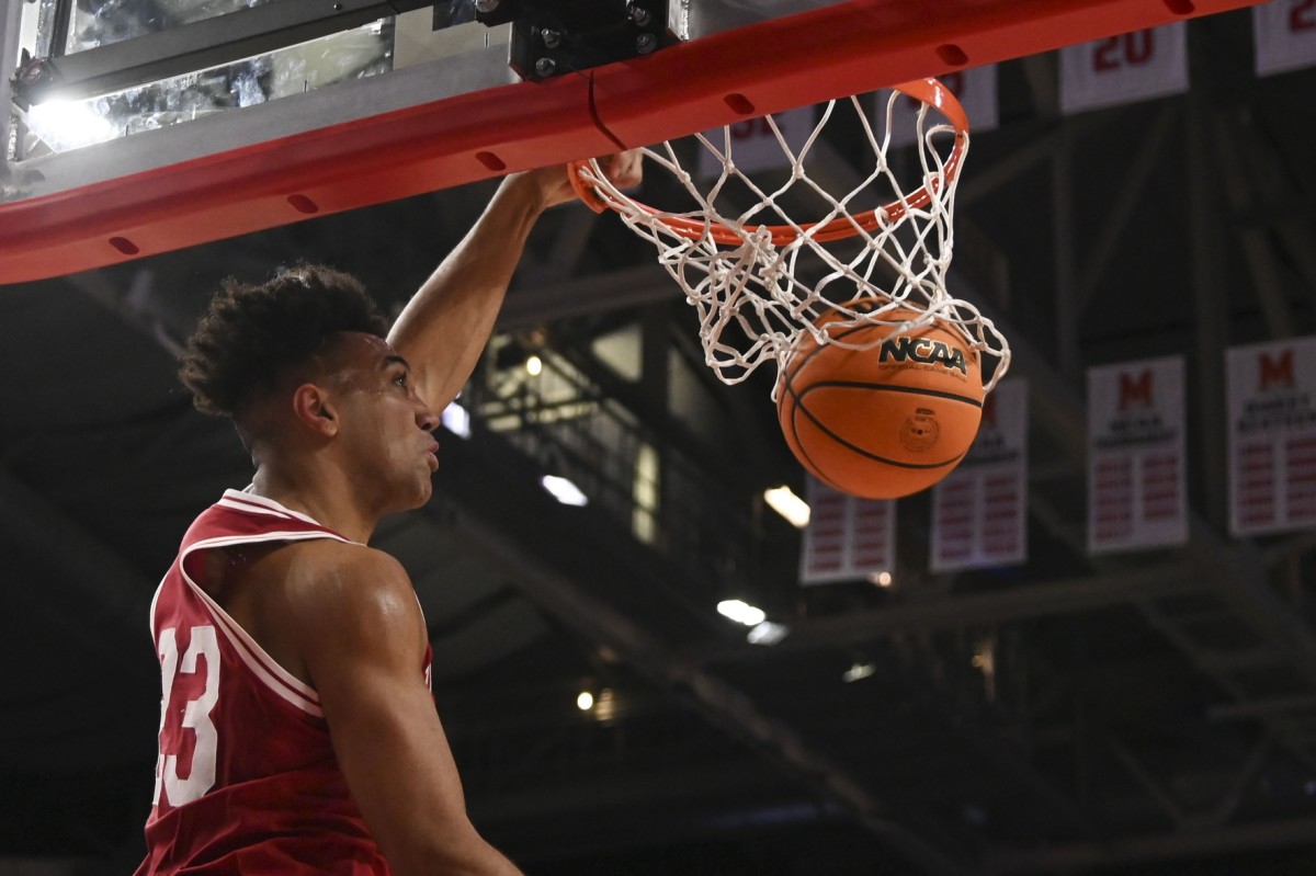 WATCH: Trayce Jackson-Davis Leaps for Slam Dunk Against Bethune-Cookman ...