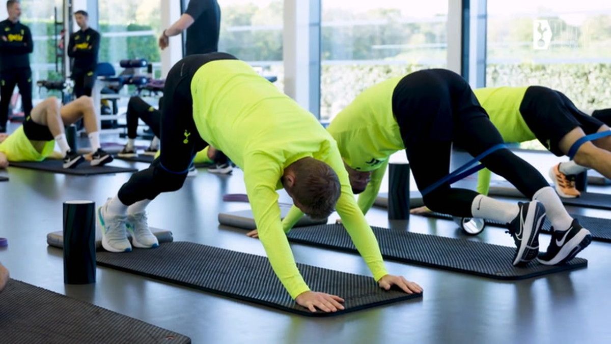 Tottenham players working hard ahead of Liverpool clash - Soccer ...