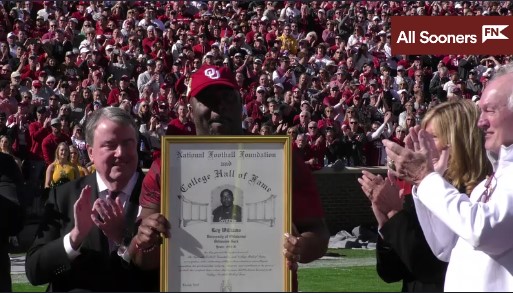 WATCH: Former Oklahoma Safety Roy Williams HOF On-Campus Salute ...