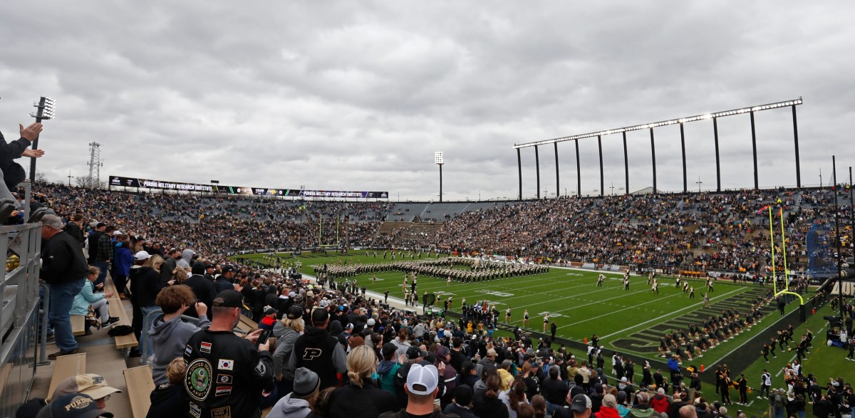 PHOTO GALLERY: Pictures From Purdue Football's 24-3 Loss to Iowa ...