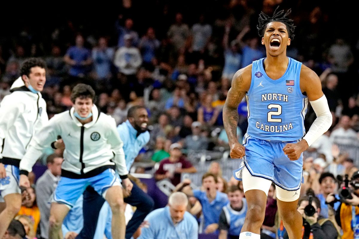 No. 1 North Carolina battles UNCW in season opener - Sports Illustrated ...
