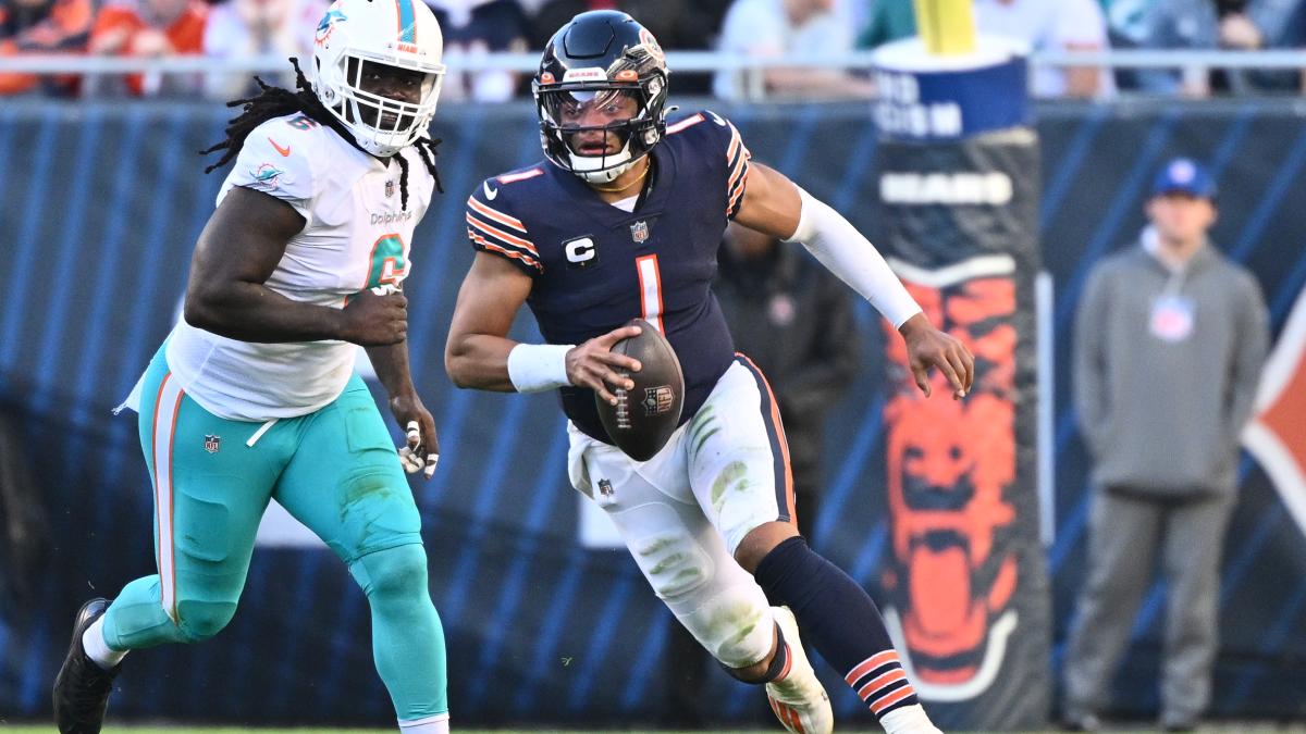 'Let Me Know!' Ex Ohio State QB Justin Fields Talks Future With Bears ...