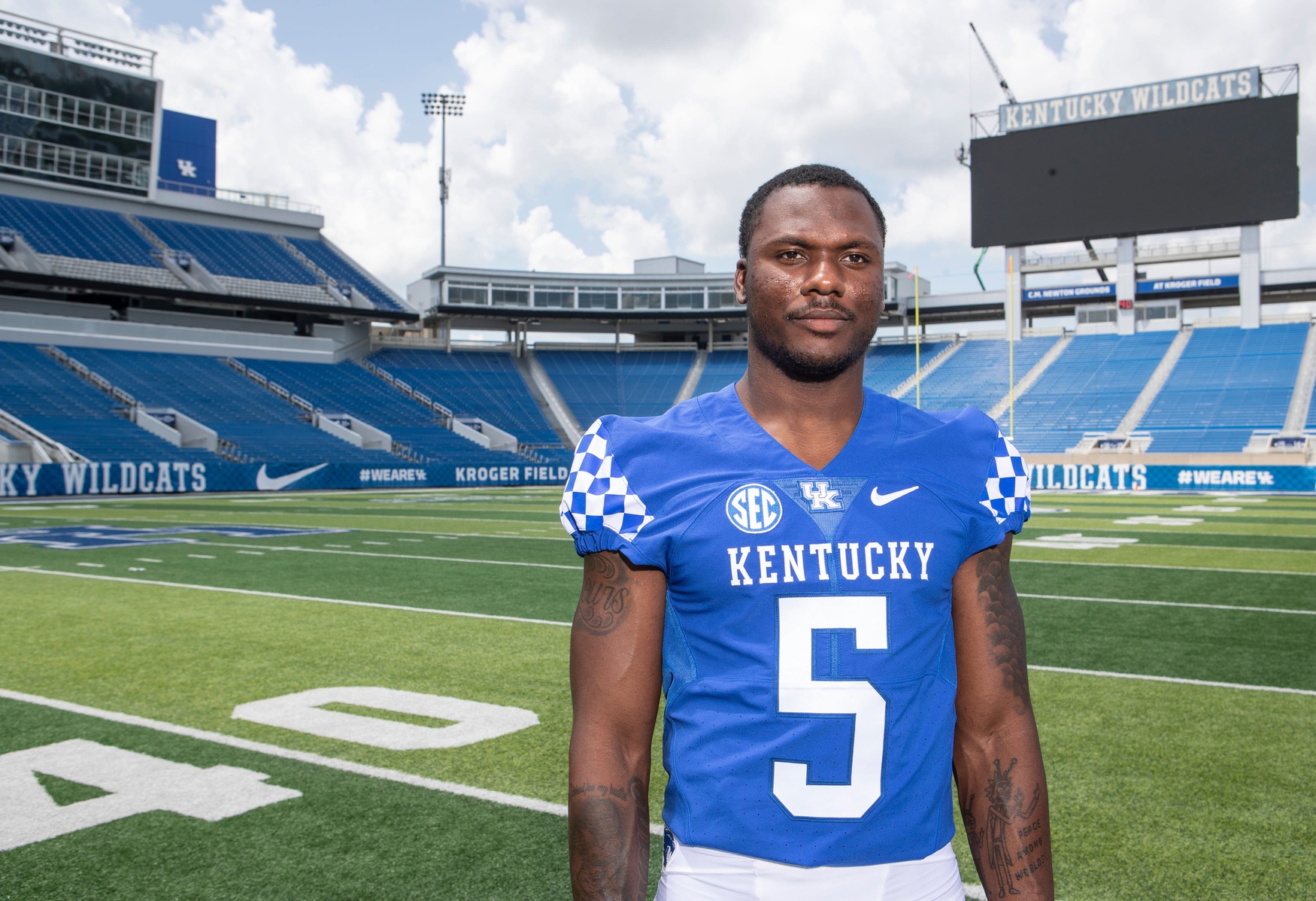 Stoops: DeAndre Square 'Highly Questionable' to Play Against Vanderbilt ...