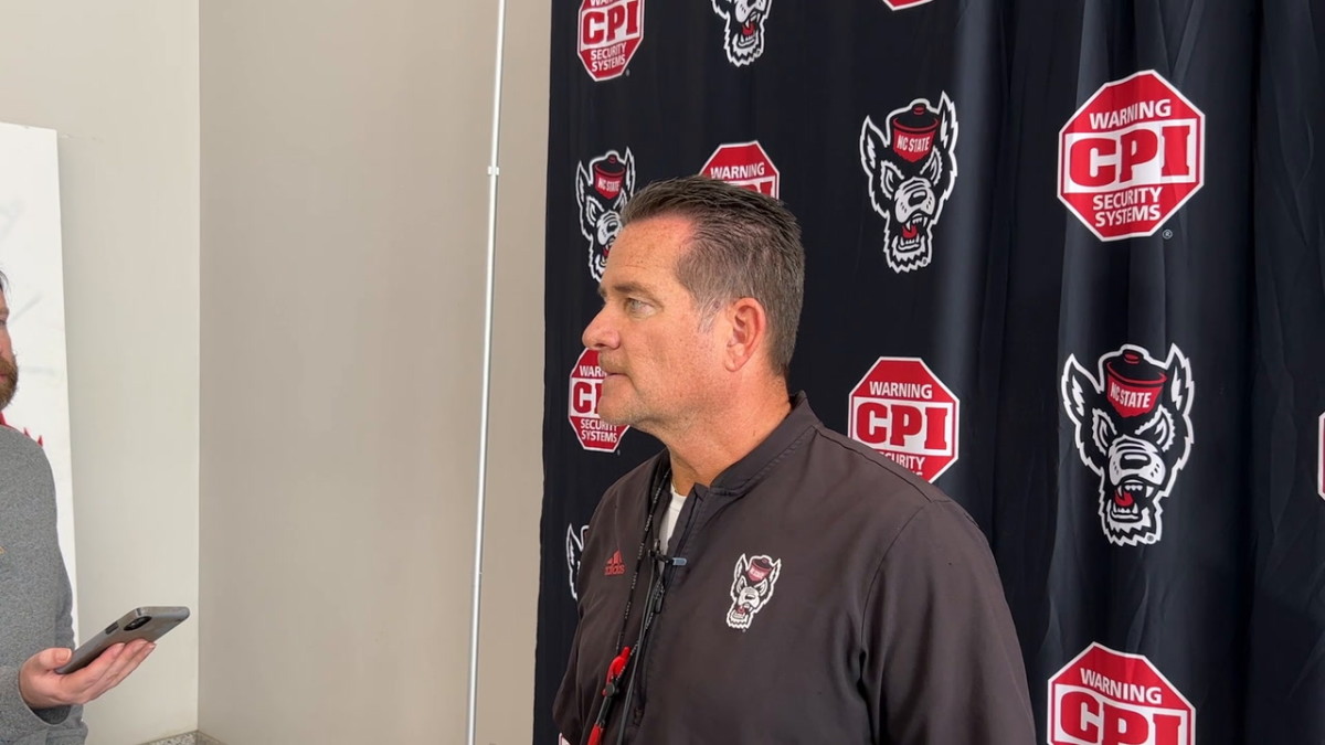 VIDEO: Beck Talks Eagles - Sports Illustrated NC State Wolfpack News ...