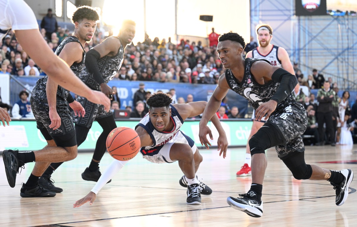 Michigan State men's basketball drops 64-63 heartbreaker to No. 2 ...