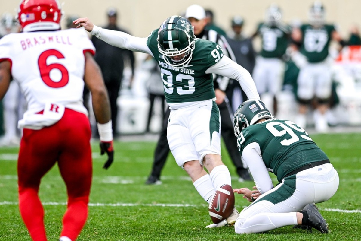 Kicking competition unites Spartans, lifts Michigan State football over ...