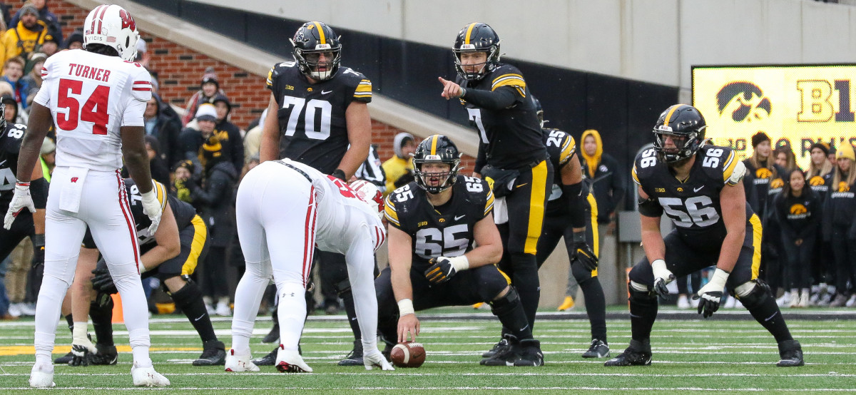 Logan Jones Readying for Next Step at Center - Sports Illustrated Iowa ...