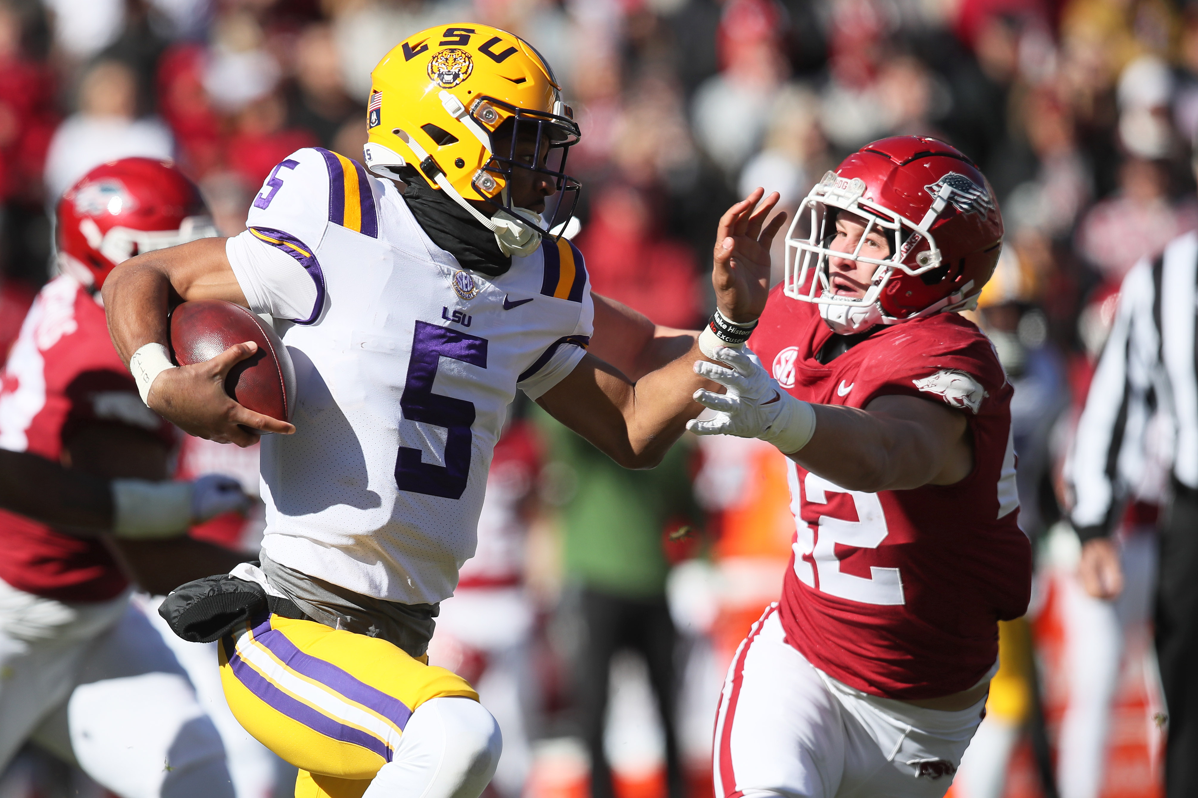 Harold Perkins Shines as No. 7 LSU Takes Down Arkansas 13-10 - Sports ...