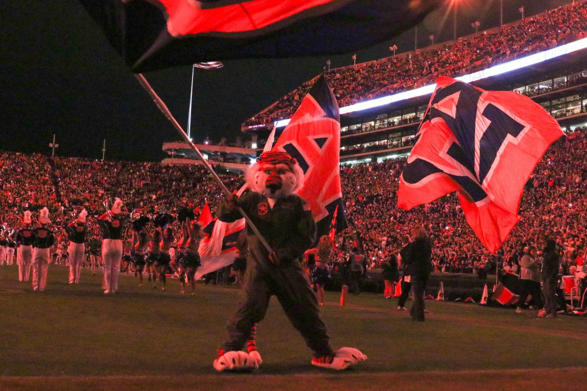 The 22 best pictures from Auburn Athletics in 2022 - Sports Illustrated ...