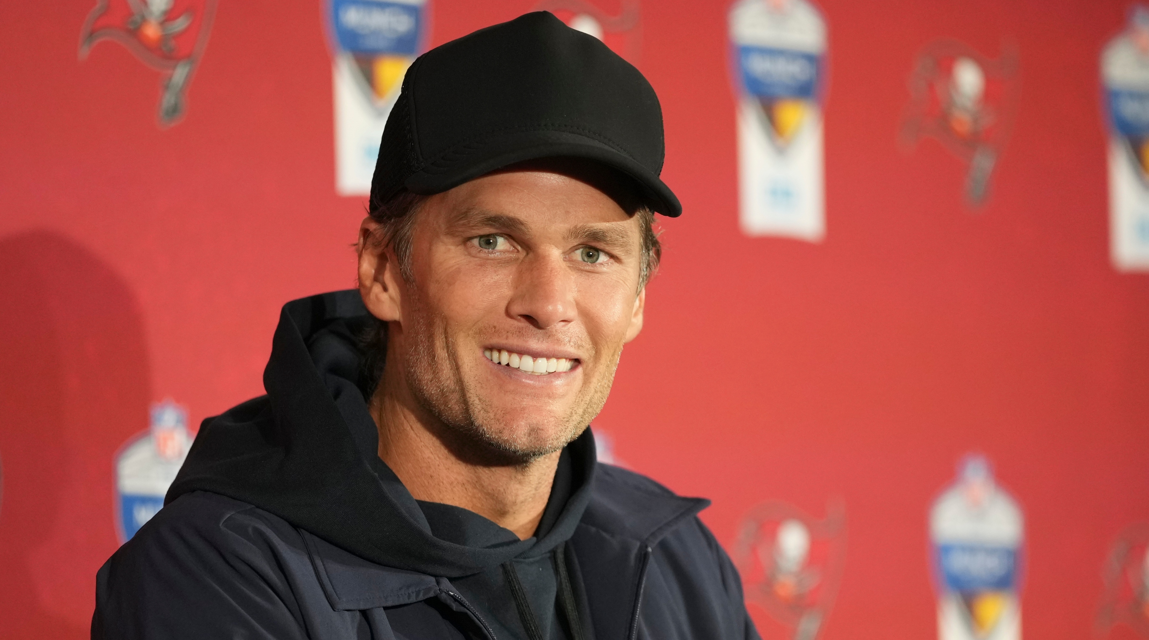 Tom Brady Explains Bizarre Play, Leonard Fournette Interception ...