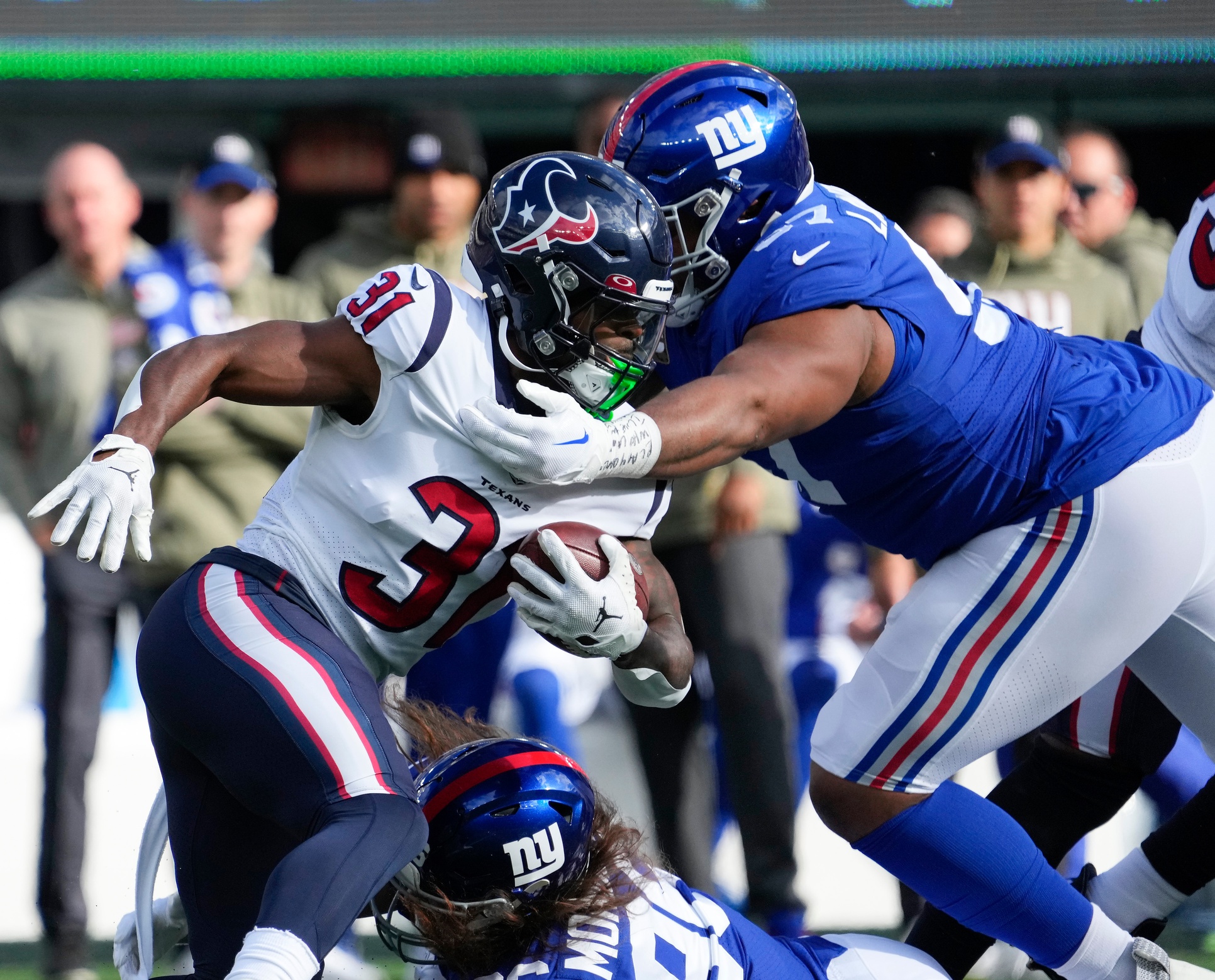 Dexter Lawrence Leads Defense in Giants' Week 9 Win Over Houston ...