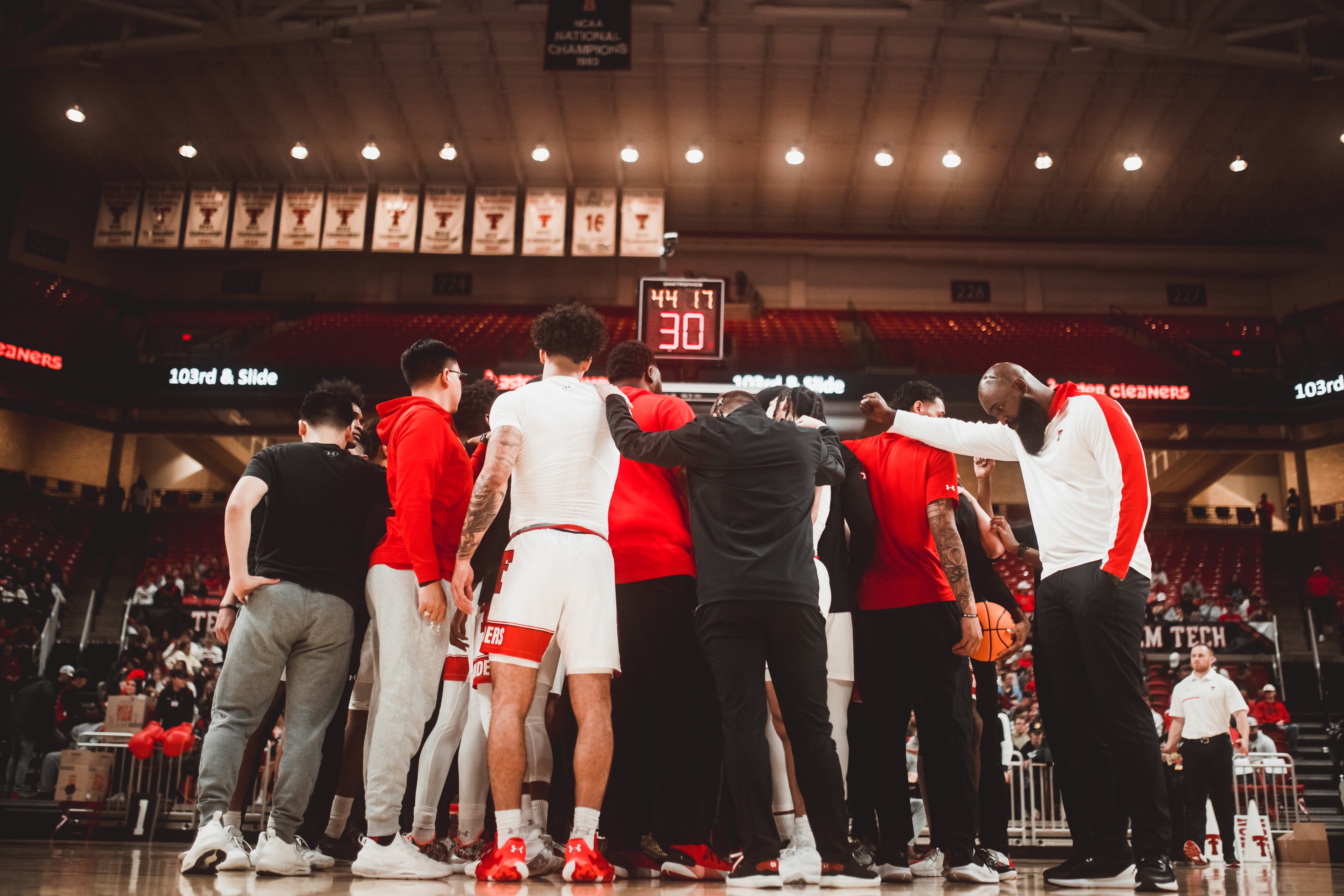 Tech MBB Ranked in Top 25 - Red Raider Review on Sports Illustrated ...