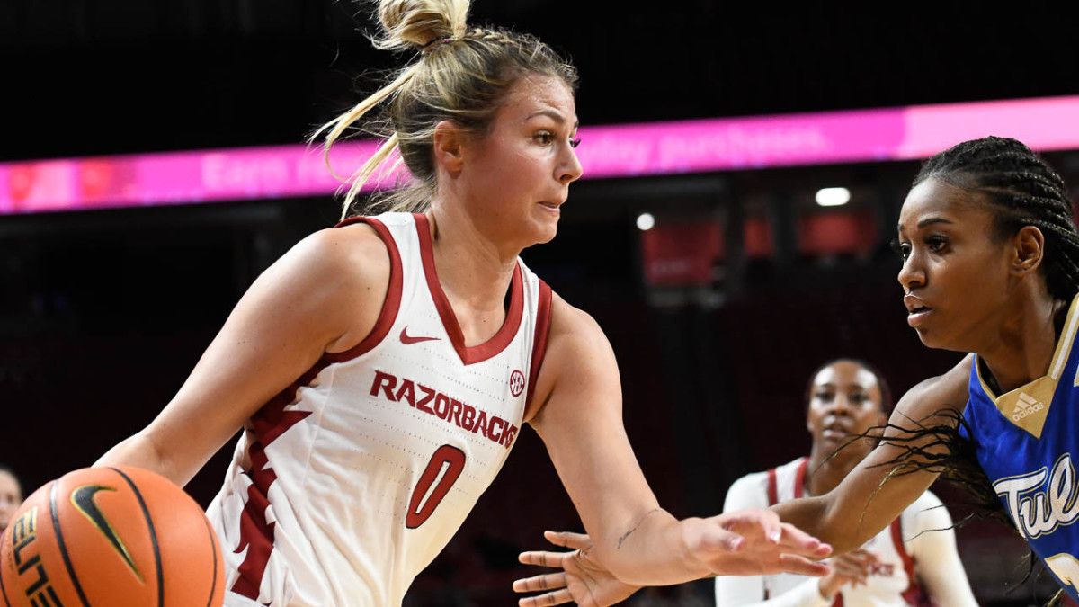 Razorbacks start fast, then hang on to down Tulsa - Sports Illustrated ...