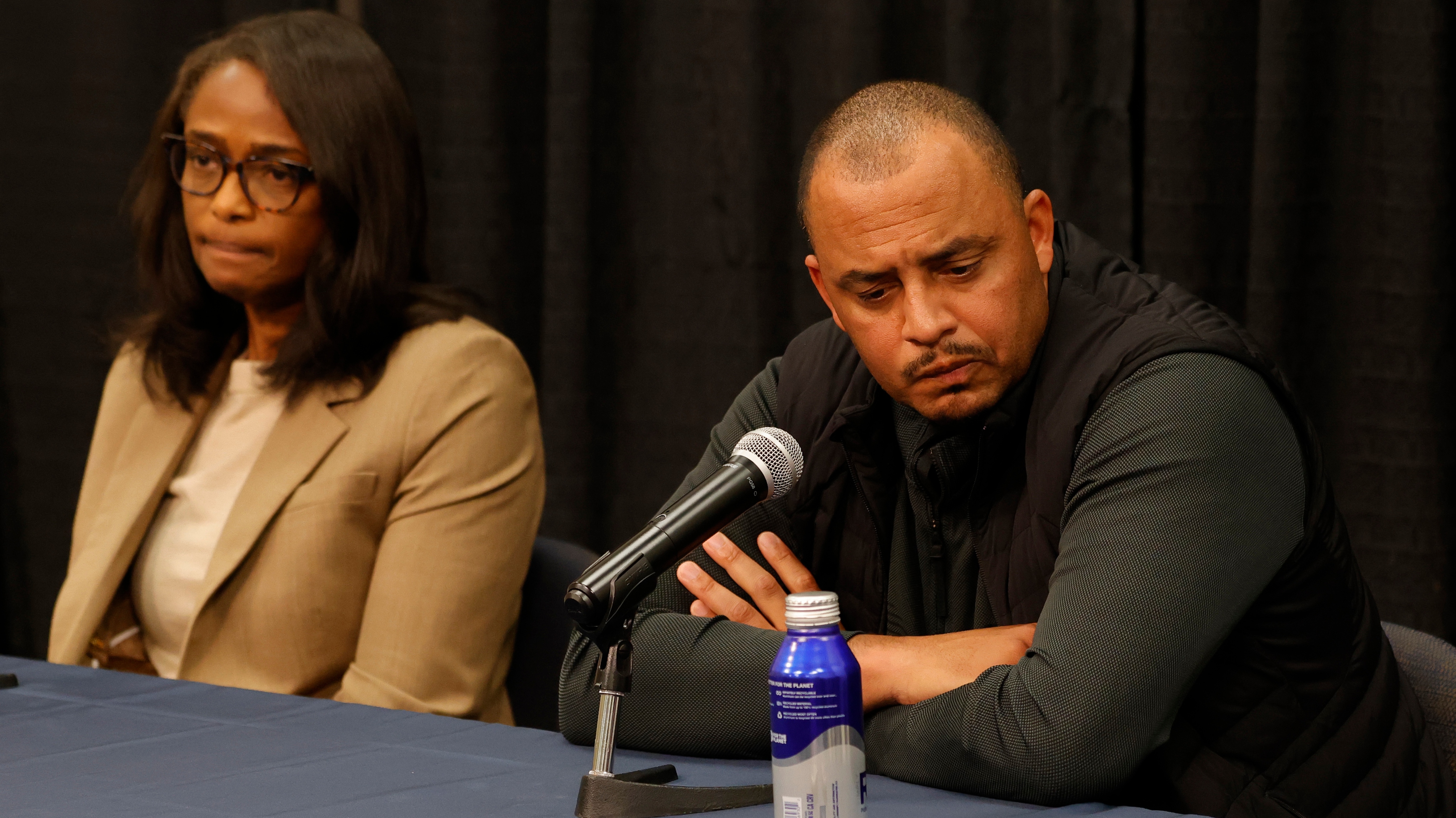 UVA Shooting ‘Feels Like A Nightmare,’ Coach Tony Elliott Says - Sports ...