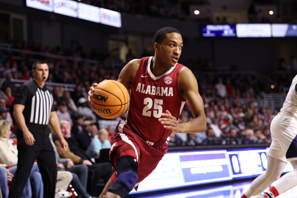 Nate Oats Offers Injury Update on Nimari Burnett - Sports Illustrated ...