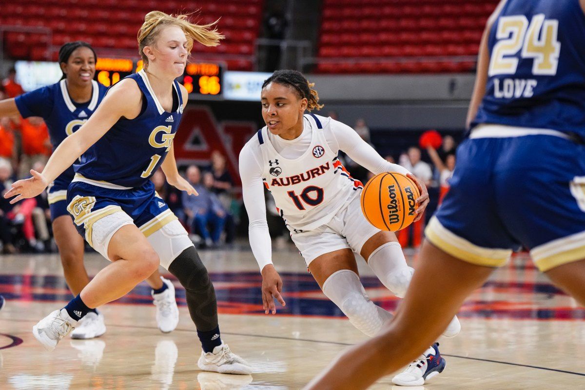 Heartbreak at the Nev: Tigers Drop Heartbreaker to Georgia Tech 57-51 ...