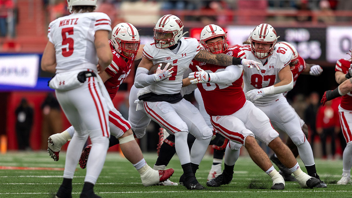 Photos: Wisconsin 15, Nebraska 14 - All Huskers