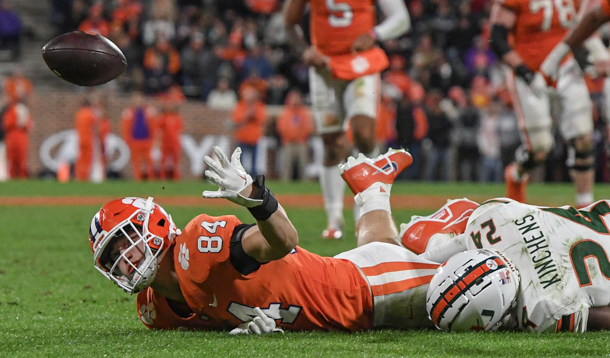 No One To Blame for Turnovers Except Clemson Tigers - Sports ...