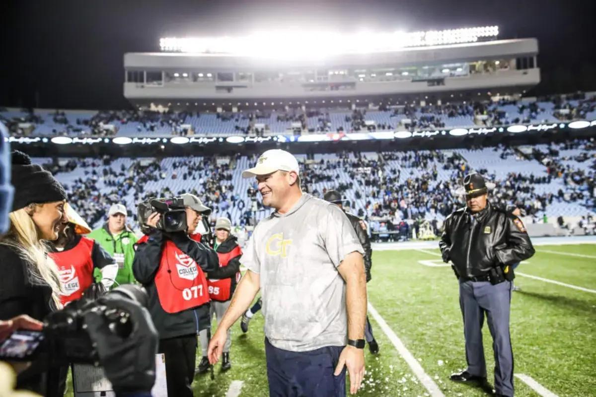 How to Watch, Listen To, and Live Stream Georgia Tech vs Georgia ...