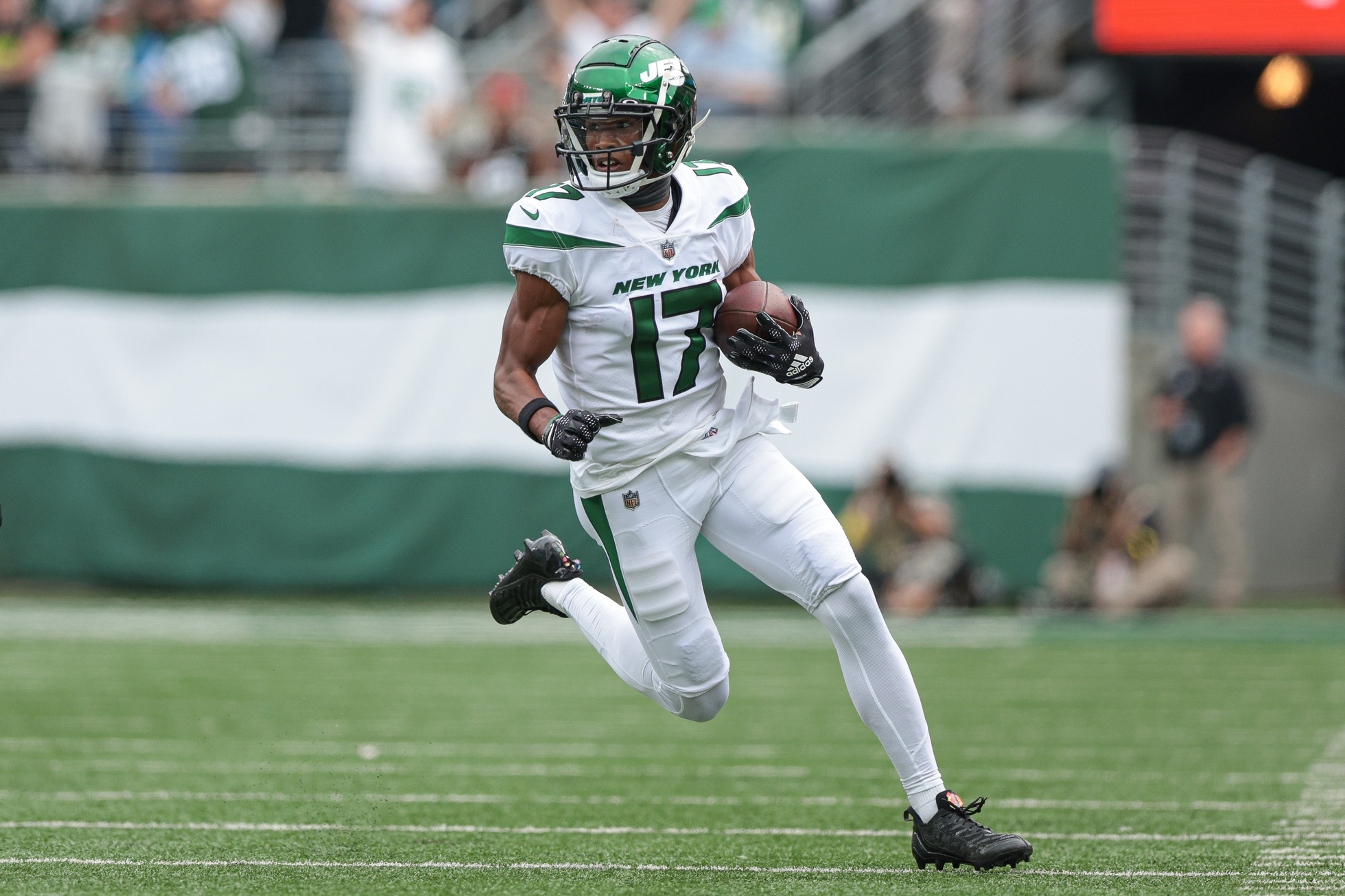 New York Jets WR Garrett Wilson Rants About Unacceptable Loss to New ...