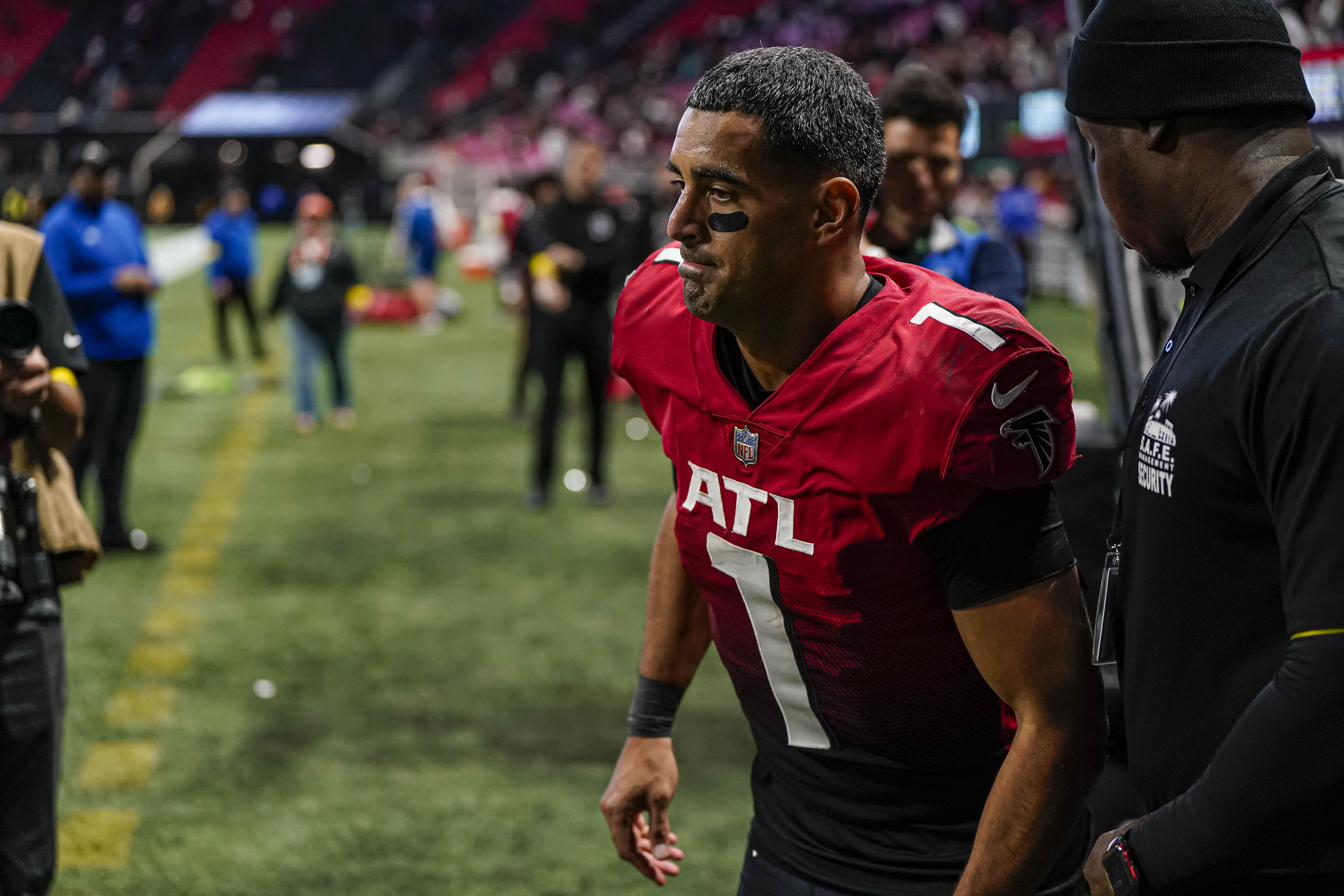 Marcus Mariota Proving Himself as Atlanta Falcons Starting Quarterback ...