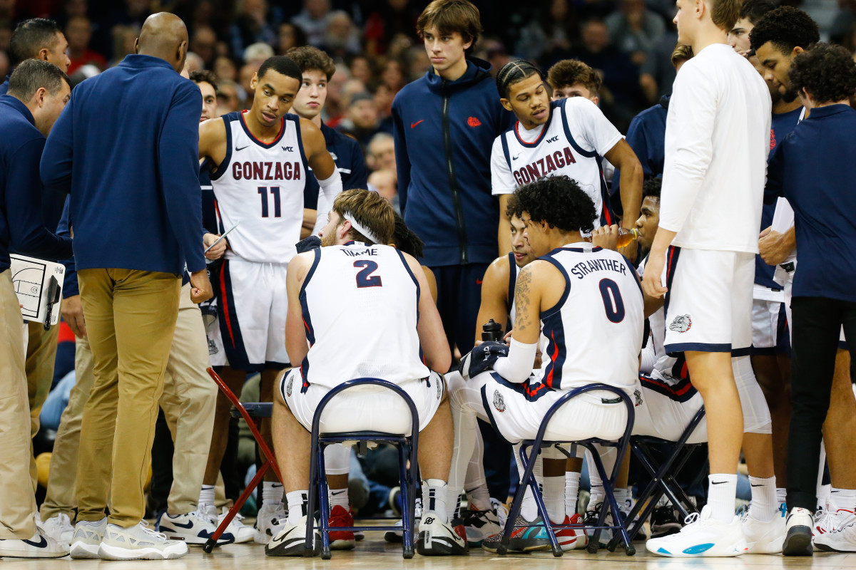 Look: Photo gallery from Gonzaga's win over Kentucky at Spokane Arena ...
