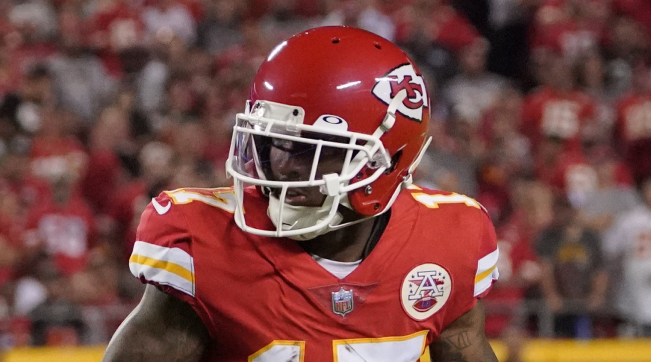 Chiefs’ Mecole Hardman Shatters TV During Tense Win Over Chargers ...