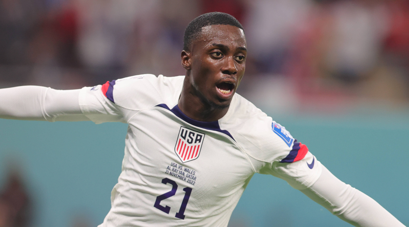 2022 World Cup: Sports World Reacts to Tim Weah’s Goal for USMNT ...