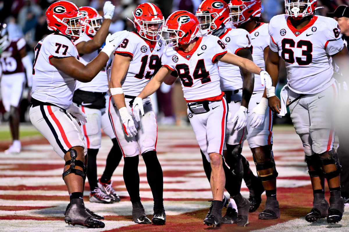 Georgia Football Looking To Complete History on Saturday vs Georgia ...